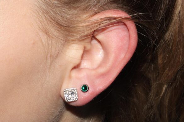Triple Lobe Piercing | Piercing Life - The Ultimate Guide
